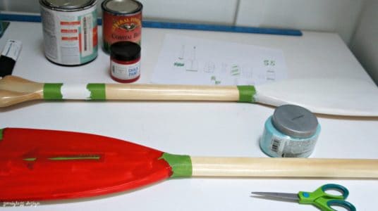Instant Nautical Decor: Learn How to Make Painted Oars for Decoration
