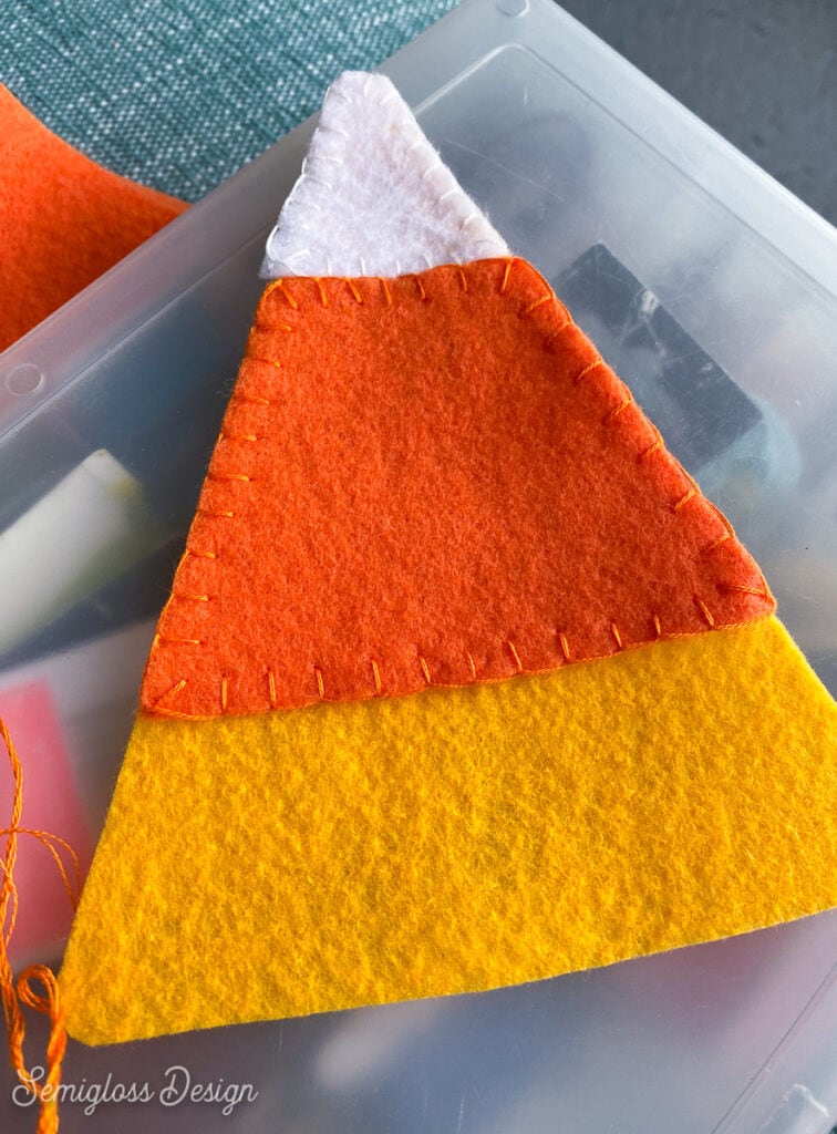 Easy to Make Felt Candy Corn Banner - Semigloss Design